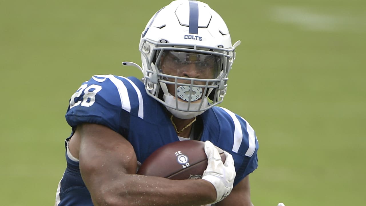 Indianapolis Colts running back Jonathan Taylor hits turbo on speedy 36 ...