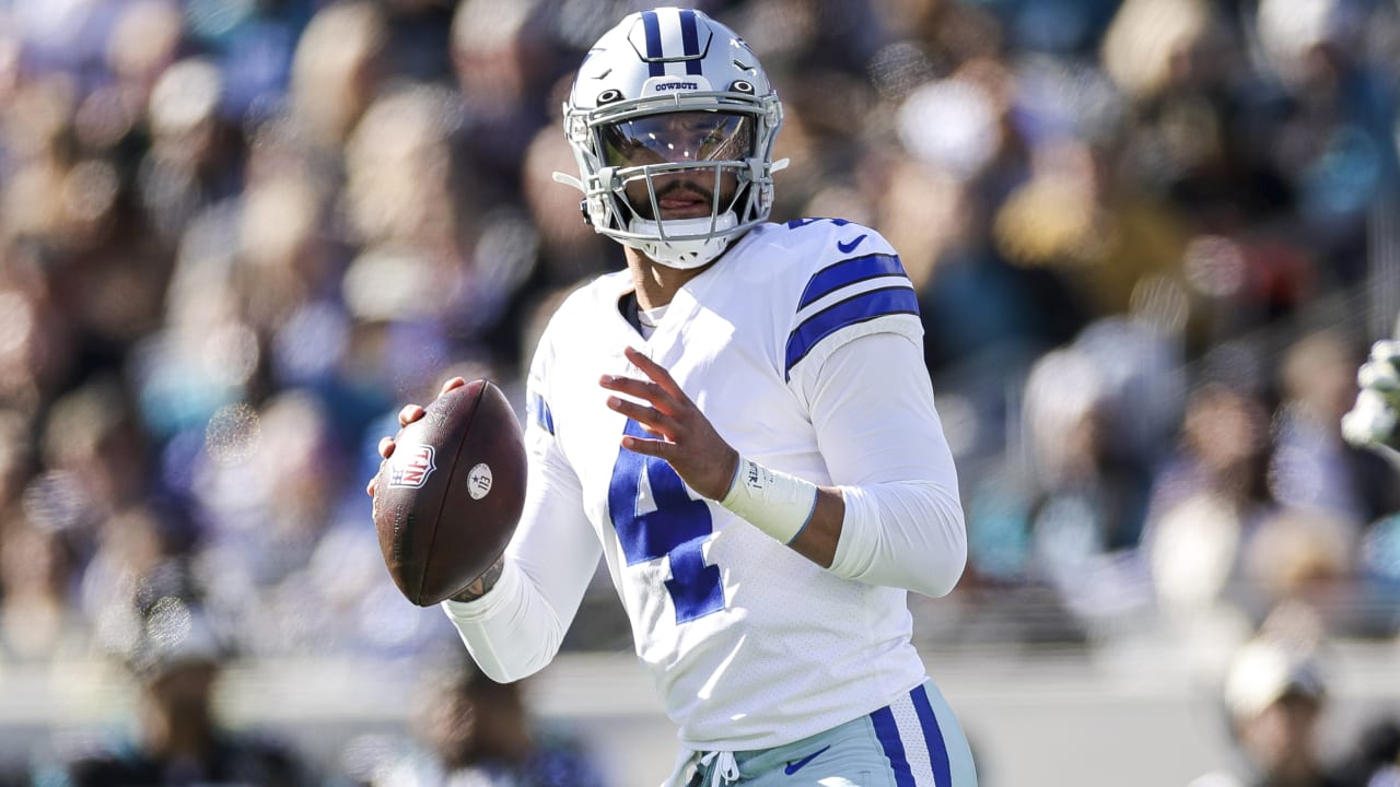 Dallas Cowboys quarterback Dak Prescott's short TD pass to wide ...