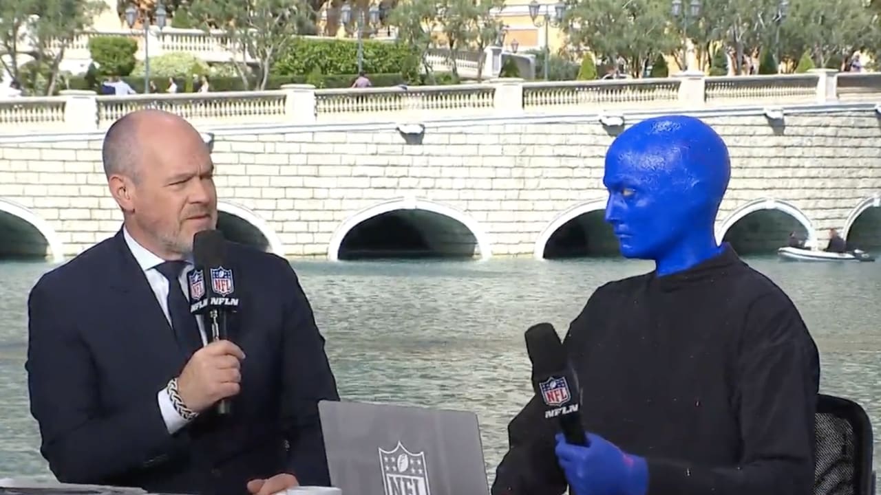 Blue Man Group takes over NFL Network draft set