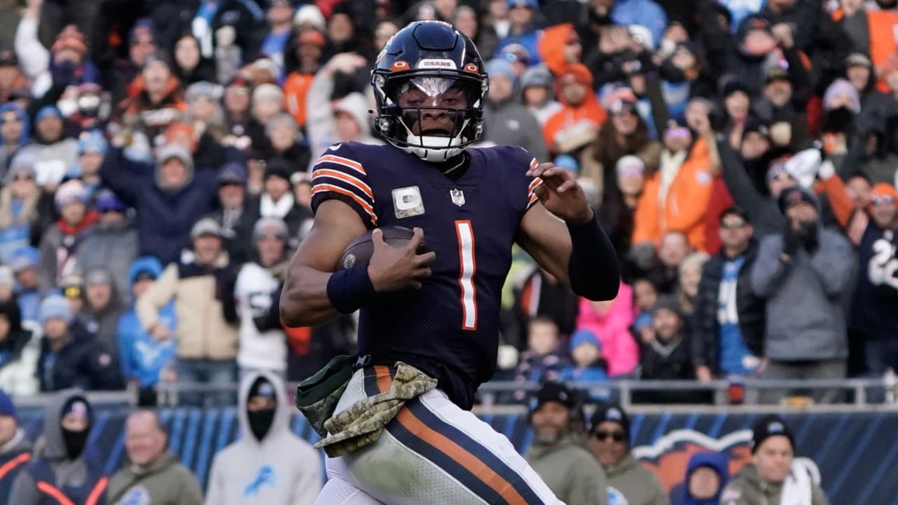 Can't-Miss Play: Chicago Bears quarterback Justin Fields hits ...