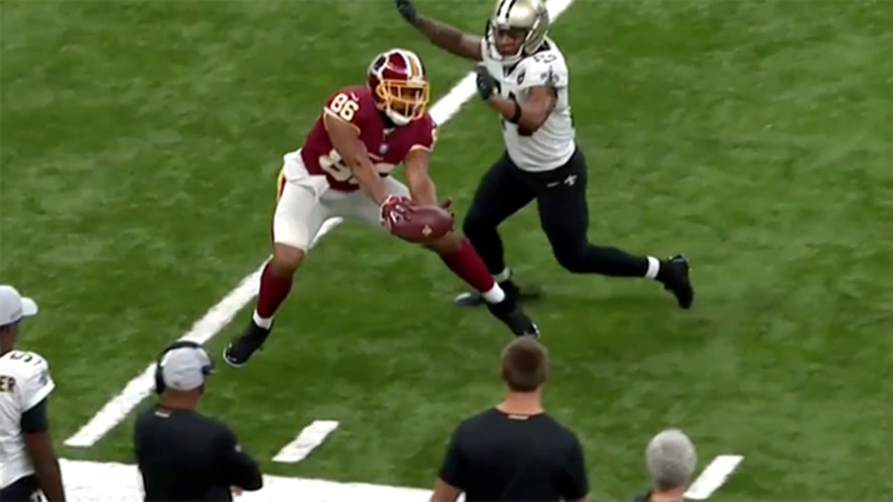 Jordan Reed uses fingertips for 21-yard catch