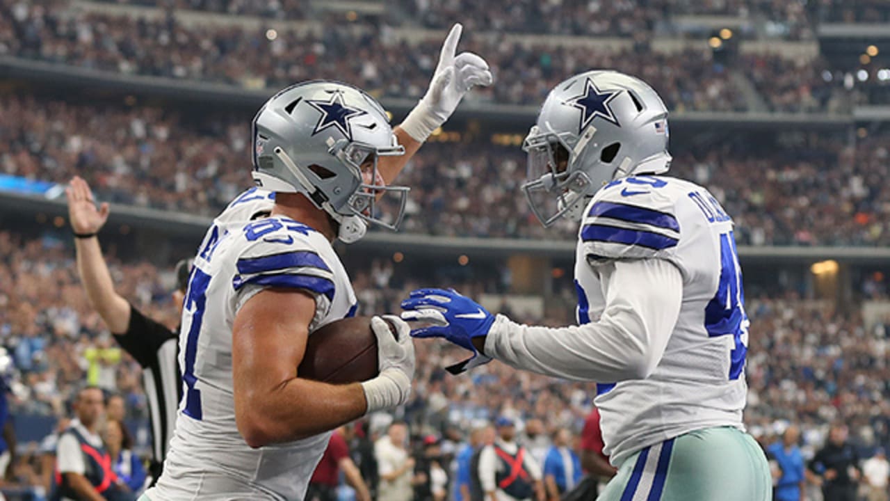 Rookie Geoff Swaim snags the ball for his first career TD