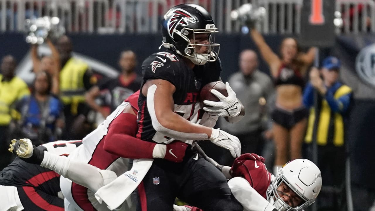 Atlanta Falcons running back Tyler Allgeier powers forward for his ...
