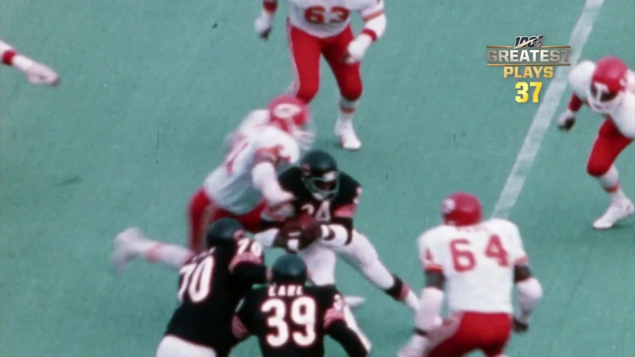 'NFL 100 Greatest' No. 37: Chicago Bears running back Walter Payton ...