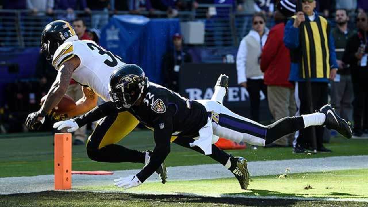 James Conner beats Eric Weddle to the pylon for TD