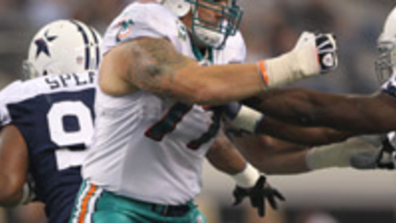 Jake Long placed on Miami Dolphins' injured reserve