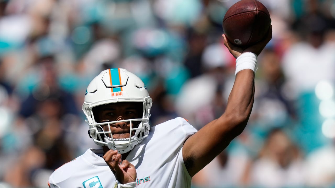 Miami Dolphins quarterback Tua Tagovailoa's best plays vs. New England ...