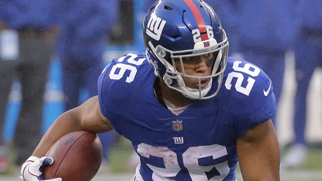 Saquon gashes through Bears D for big 29-yard gain