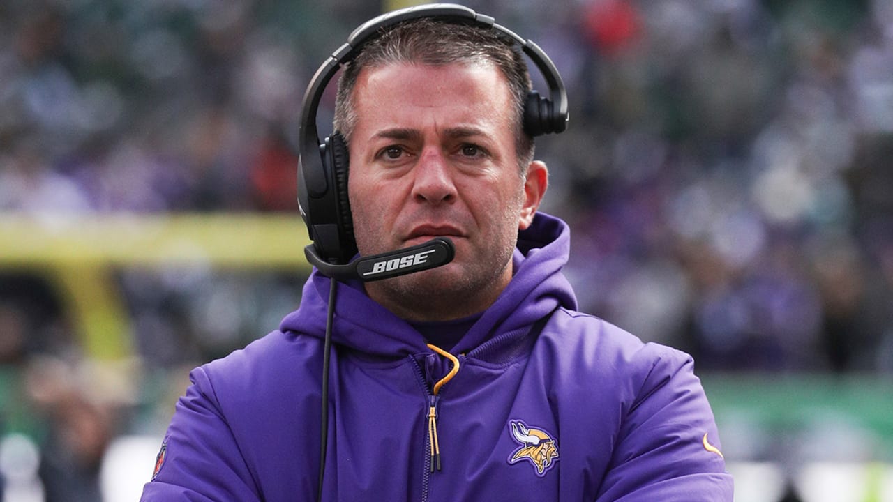 Jaguars hire ex-Vikings coach John DeFilippo as OC