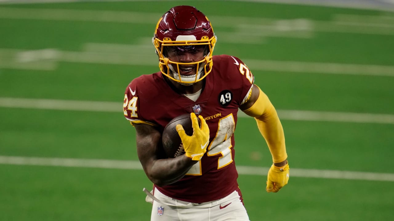 Dallas Cowboys running back Antonio Gibson cooks Cowboys for his second ...