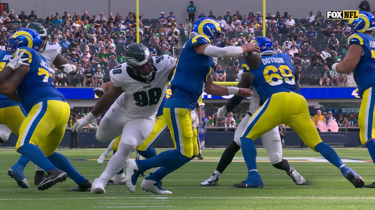 Philadelphia Eagles rookie defensive lineman Jalen Carter throws Los ...