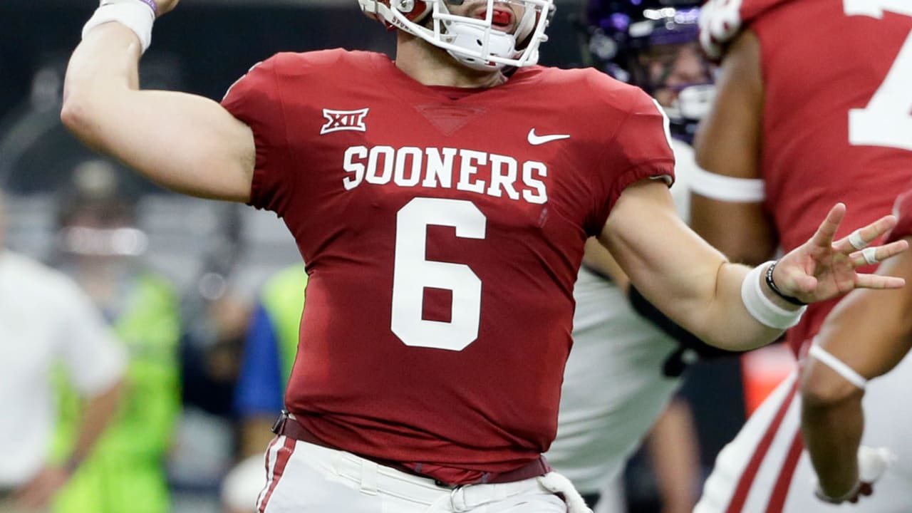 Oklahoma's Baker Mayfield wins Maxwell, Davey O'Brien awards