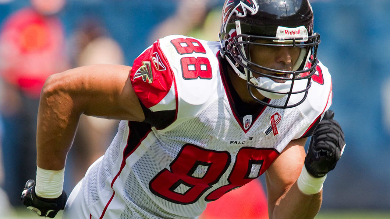 Showtime to air Tony Gonzalez documentary