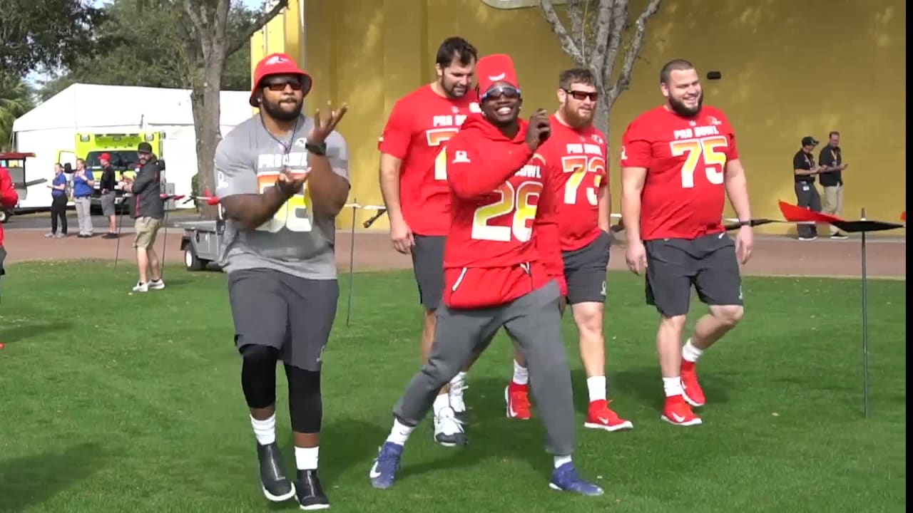 Oakley Gives Pro Bowlers an Edge