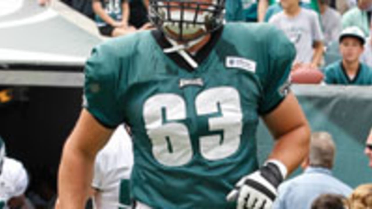 Danny Watkins, Miami Dolphins strike 1-year contract