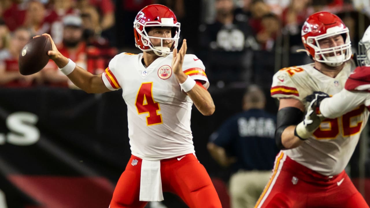 Kansas City Chiefs quarterback Chad Henne rips pinpoint DIME to wide ...