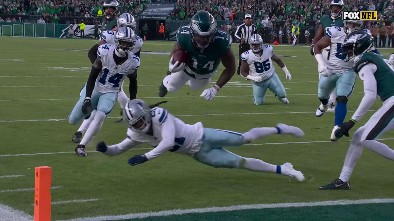 Airbourne TD! Philadelphia Eagles running back Kenneth Gainwell flies like an Eagle on 12-yard ...
