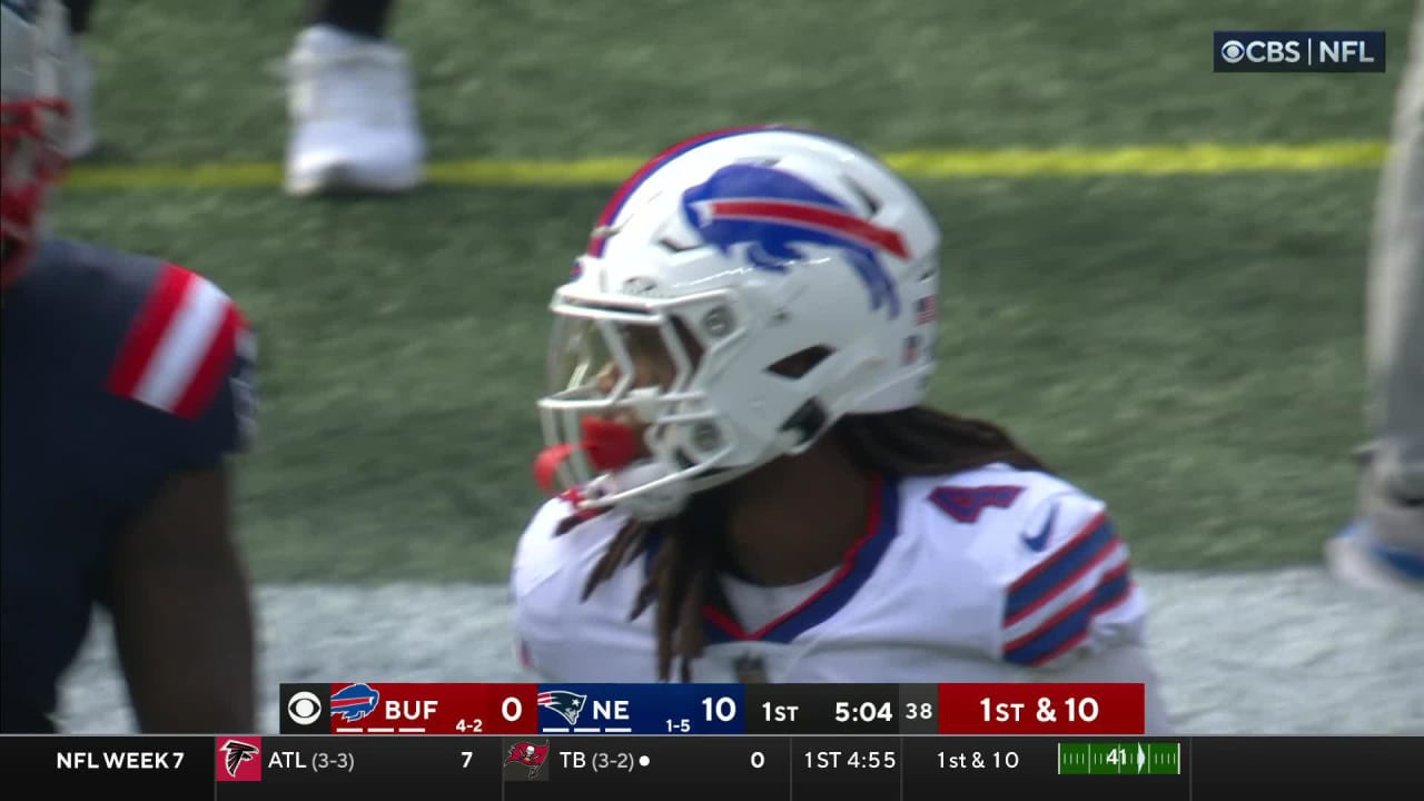 Buffalo Bills quarterback Josh Allen lofts deep ball to running back ...