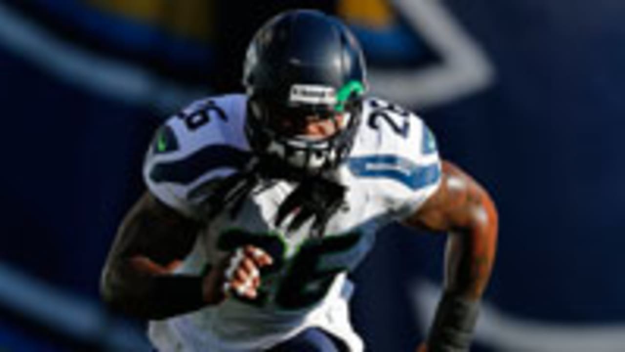 Michael Robinson, Tennessee Titans to meet Friday