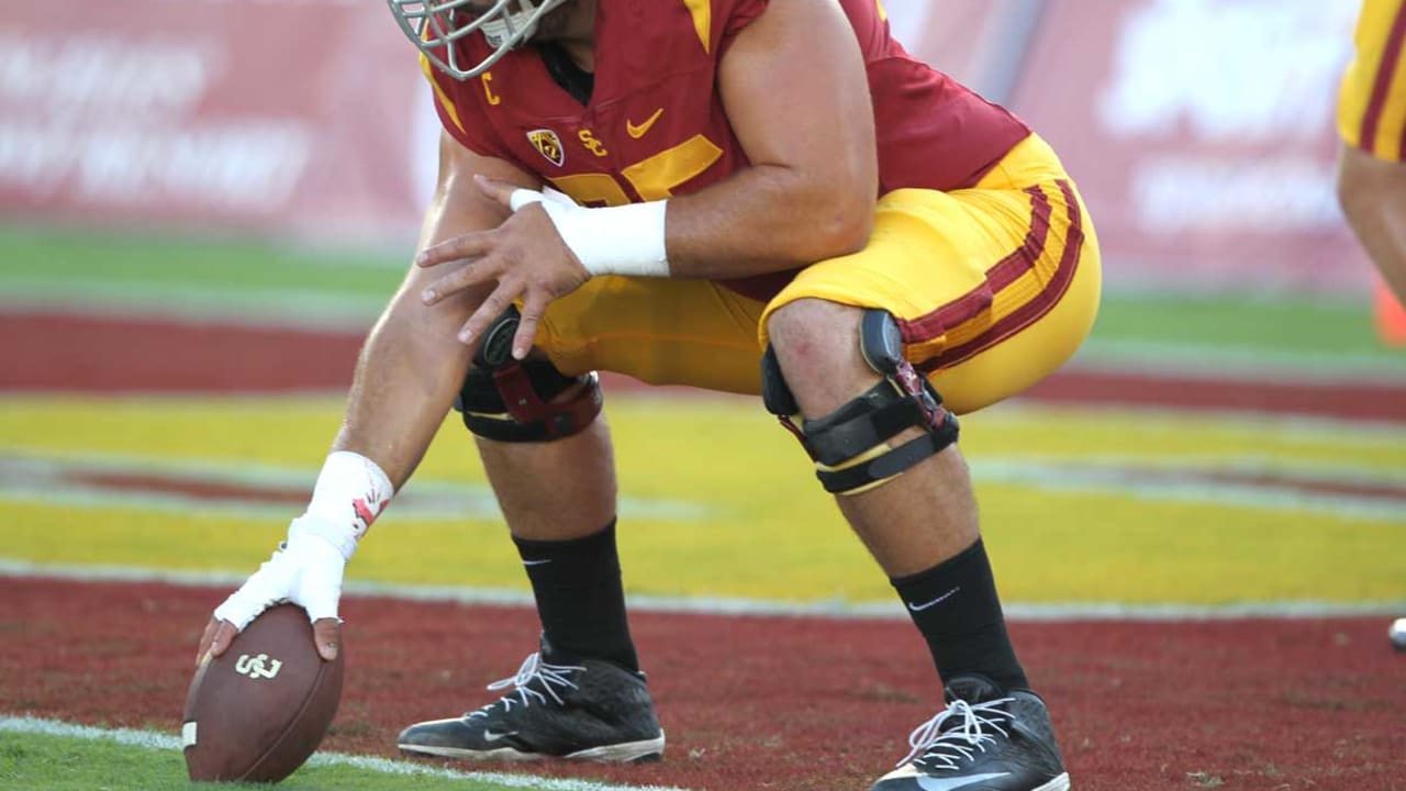 USC loses starting center Max Tuerk for rest of season
