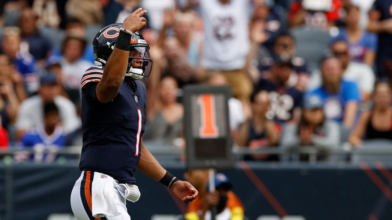 Chicago Bears quarterback Justin Fields' best plays vs. Buffalo Bills ...