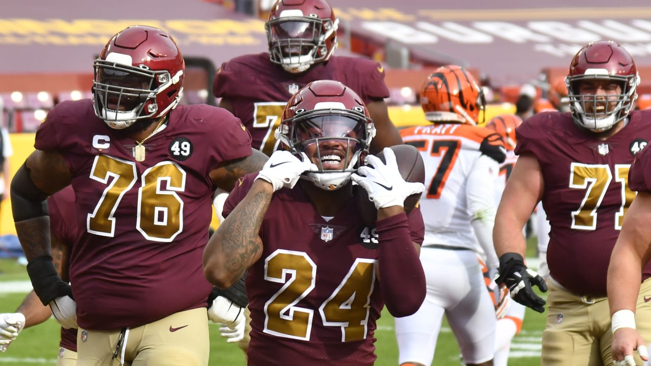 Washington Football Team running back Antonio Gibson plows ahead for ...