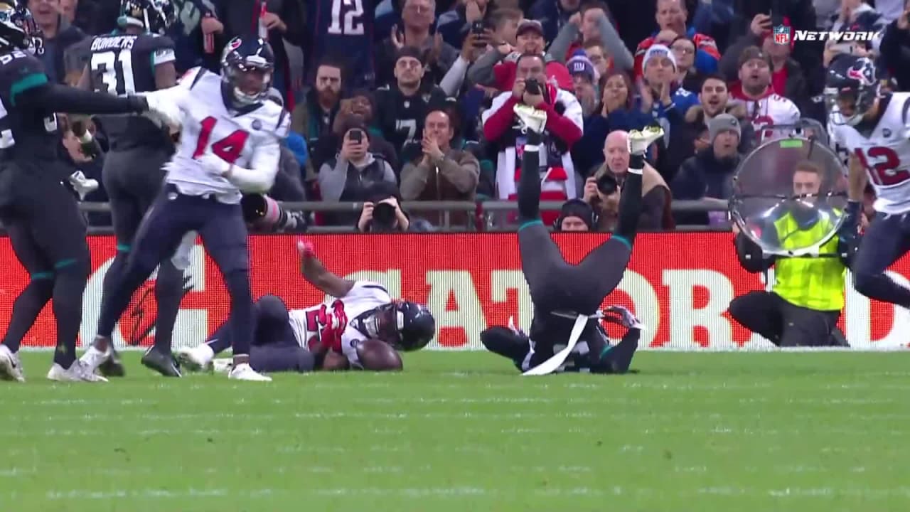 Duke Johnson slams Jaguars defender at goal-line for TD