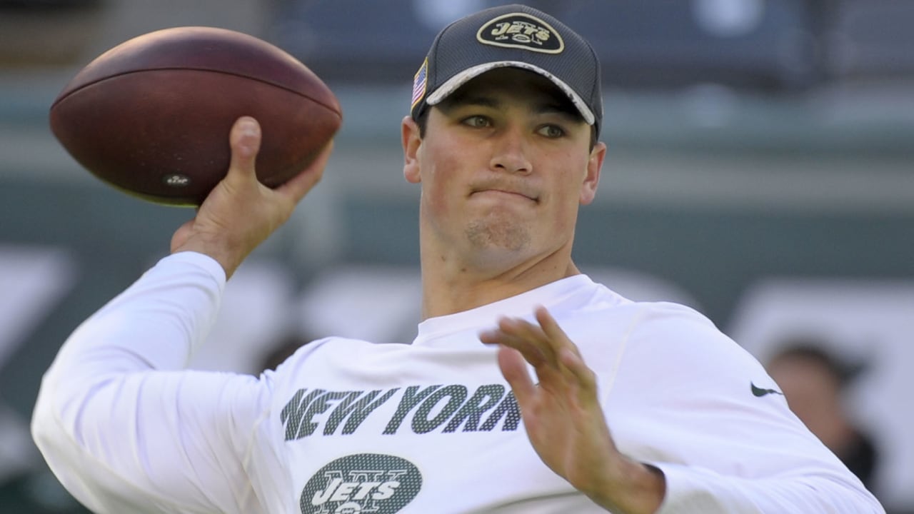 Hackenberg has 'different level of confidence' in '17