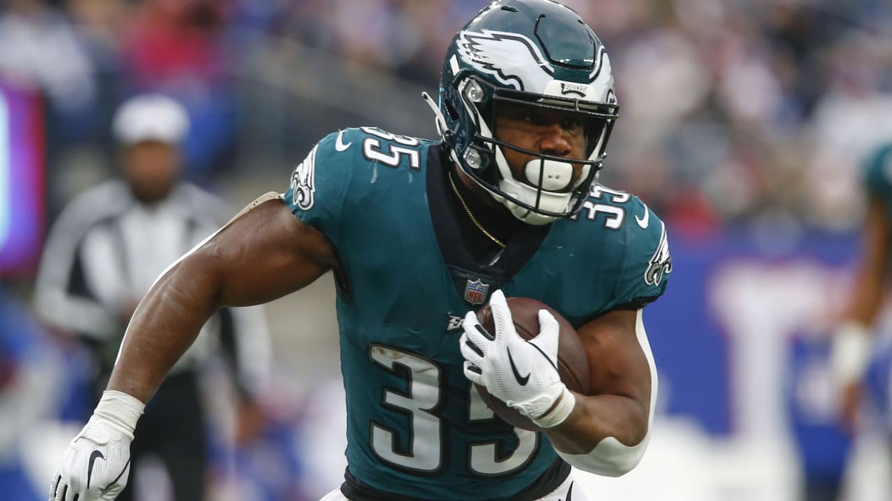 Philadelphia Eagles running back Boston Scott plunges for goal-line TD