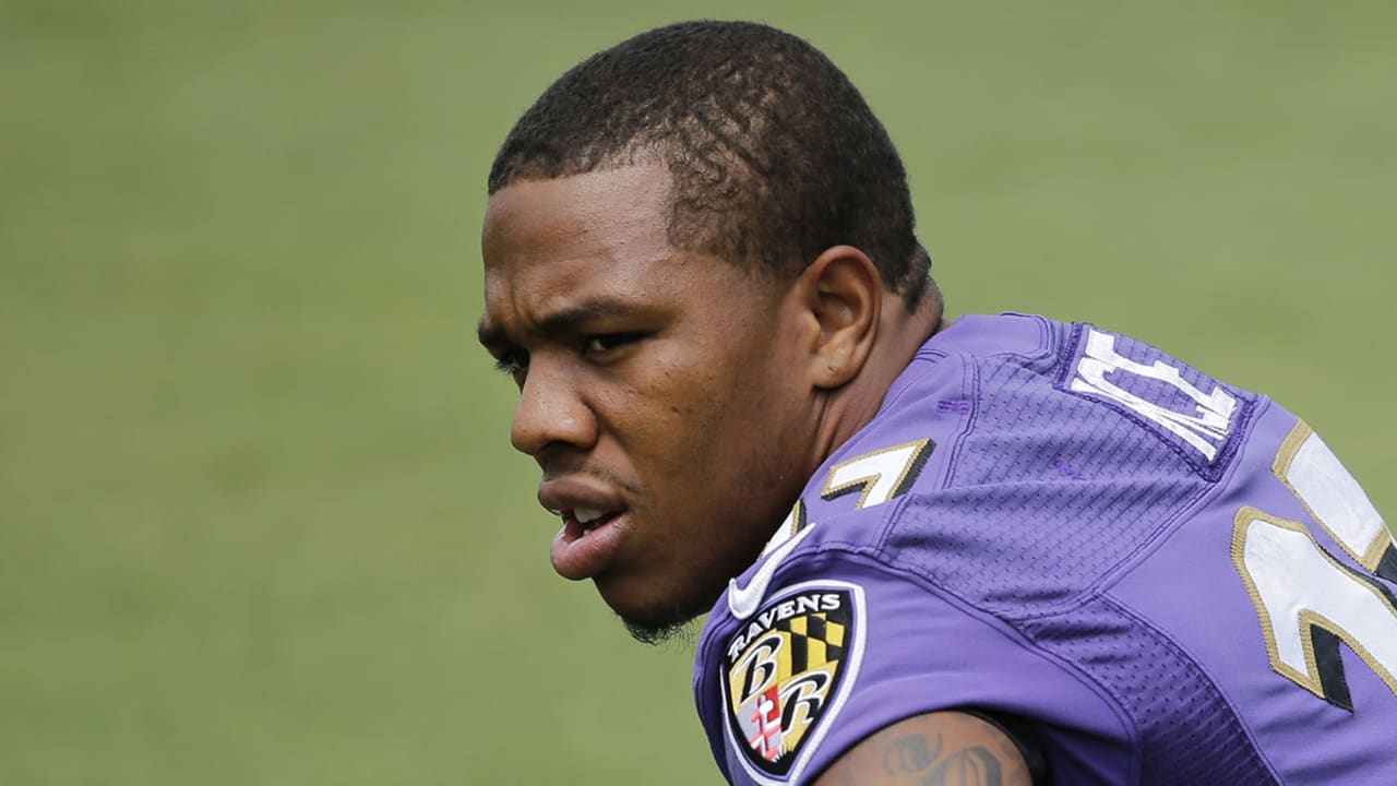 Ray Rice: I hope to 'hang 'em up the right way'