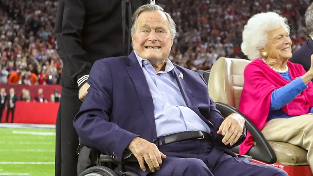 NFL mourns death of former President George H.W. Bush