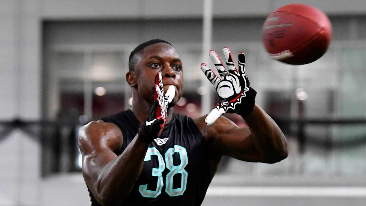 Los Angeles Chargers select Georgia Bulldogs safety Mark Webb with No ...