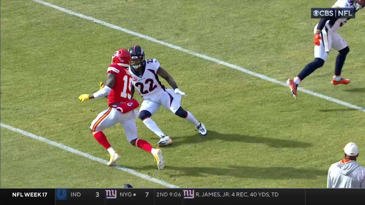 Kansas City Chiefs quarterback Patrick Mahomes goes downtown to wide ...