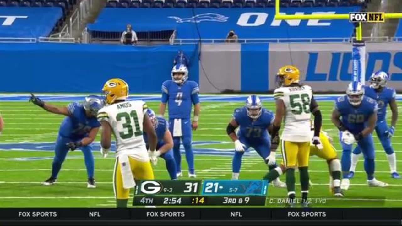 Detroit Lions quarterback Chase Daniel hits wide receiver Marvin Jones ...
