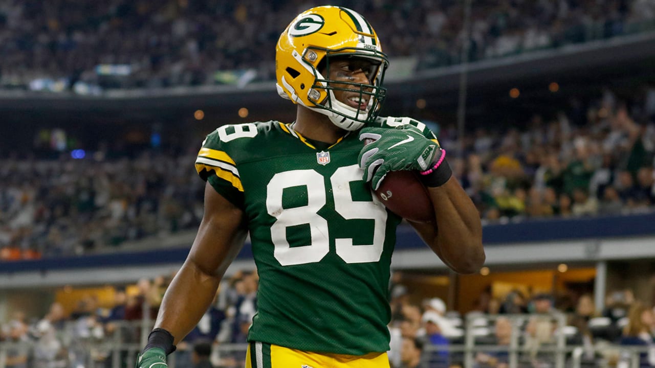 Raiders agree to terms with Jared Cook on 2-year deal