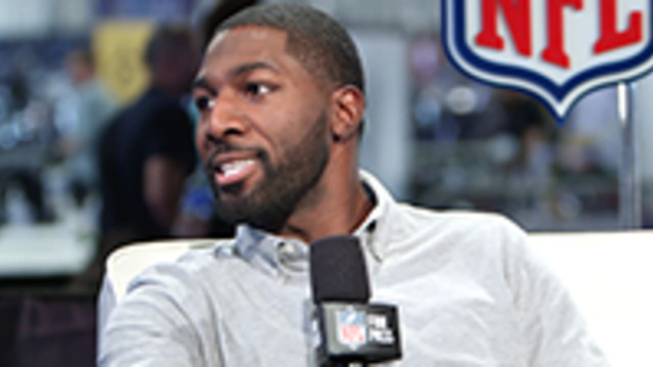 Greg Jennings visits with Carolina Panthers