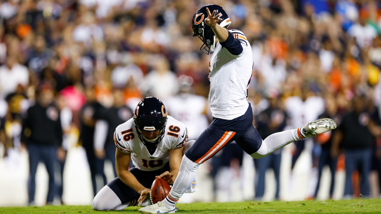 Chicago Bears kicker Cairo Santos' 36-yard FG puts the Bears up 20-3 ...