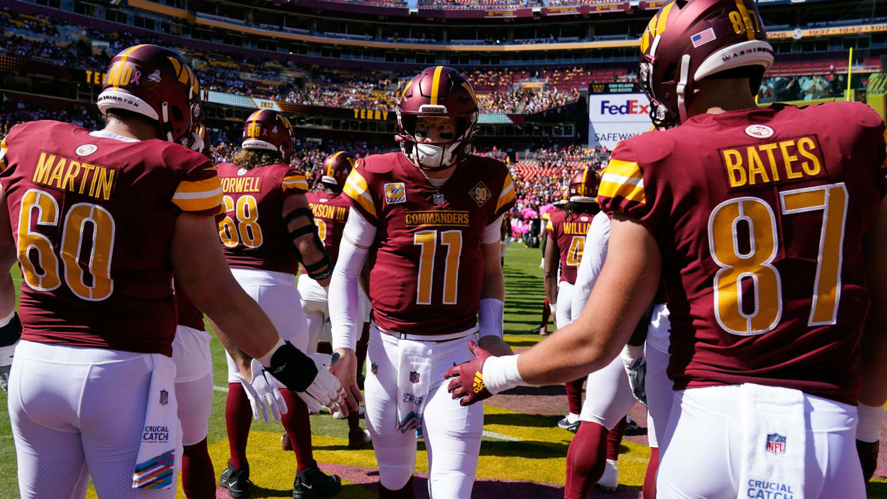 Commanders QB Carson Wentz will start vs. Bears despite battling biceps ...