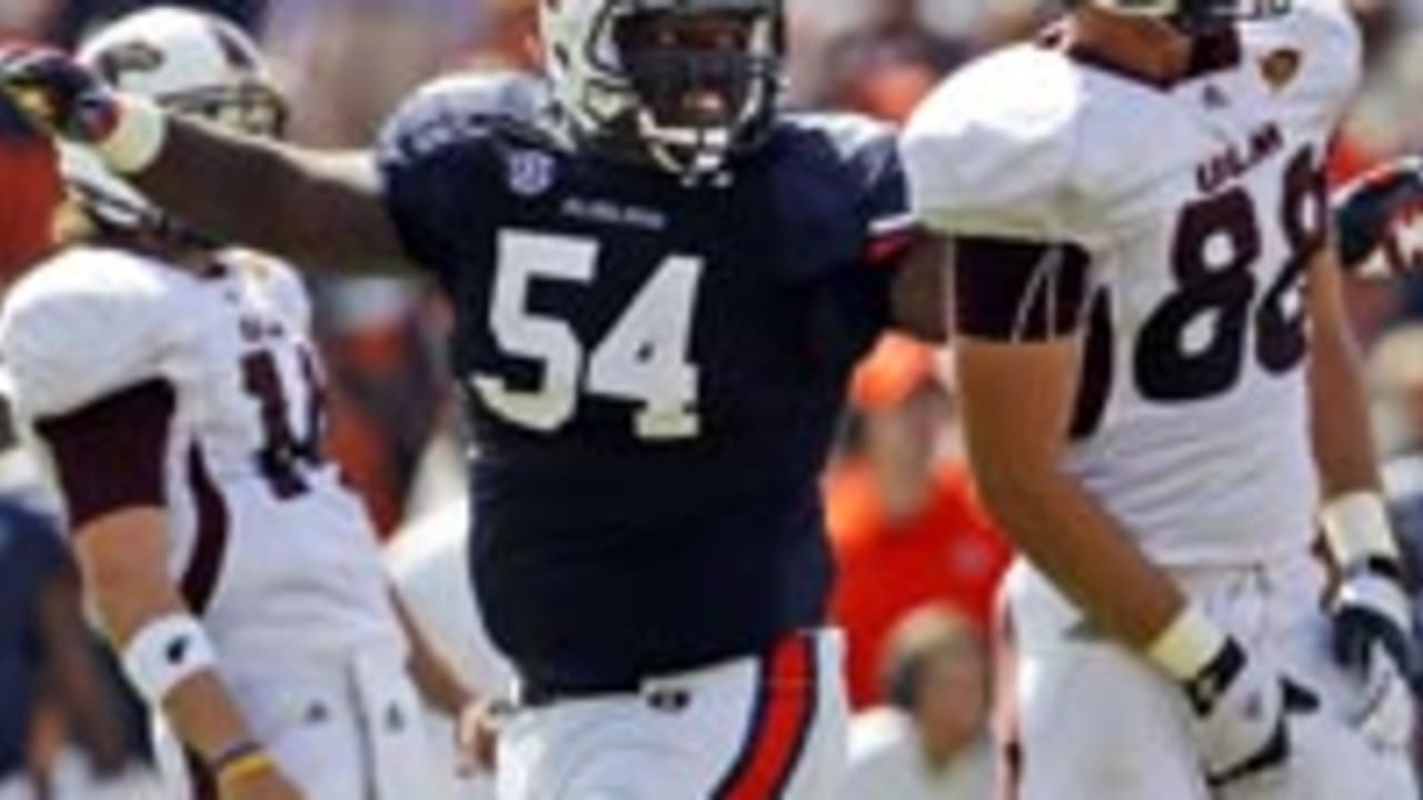 Auburn DT Jeff Whitaker will sit out with redshirt year