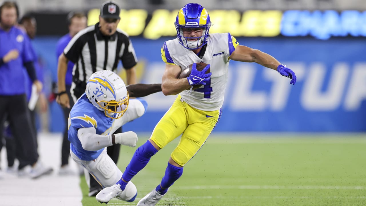 Los Angeles Rams quarterback Bryce Perkins threads the needle on a 14 ...