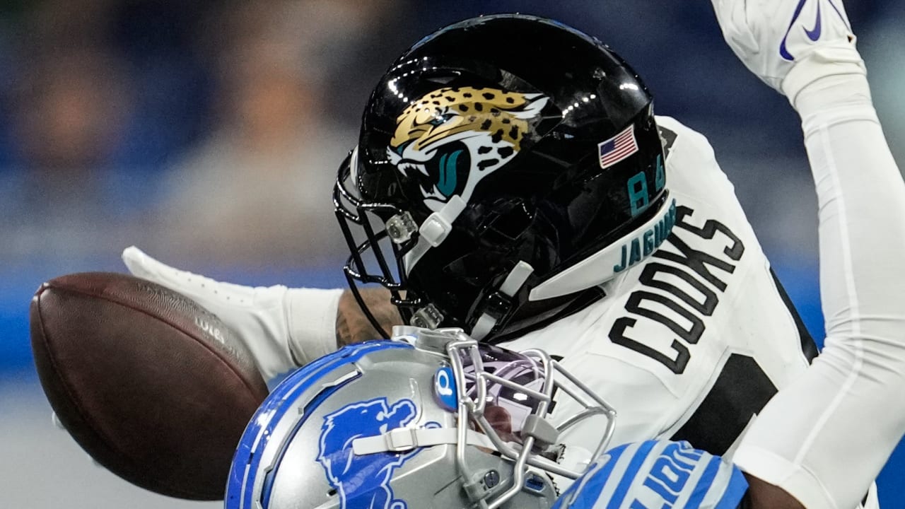 Jacksonville Jaguars wide receiver Elijah Cooks outraces defenders on ...