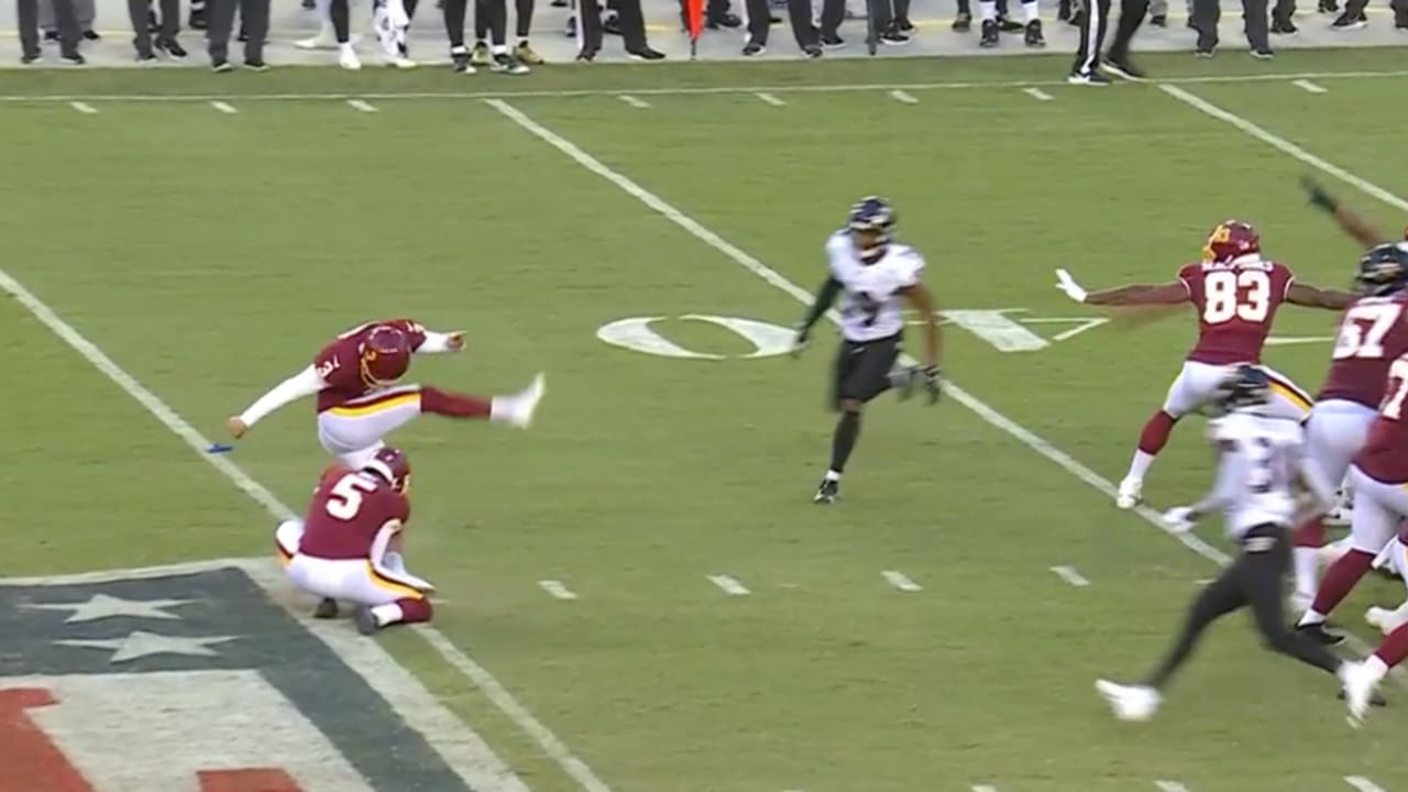 Baltimore Ravens block Hopkins' low-trajectory FG try from 55 yards out