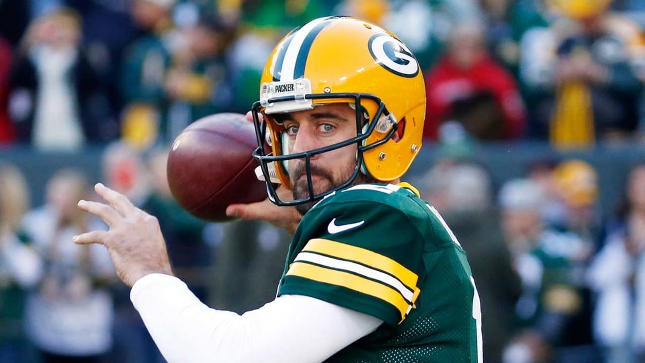 Packers' Aaron Rodgers (shoulder) limited in practice