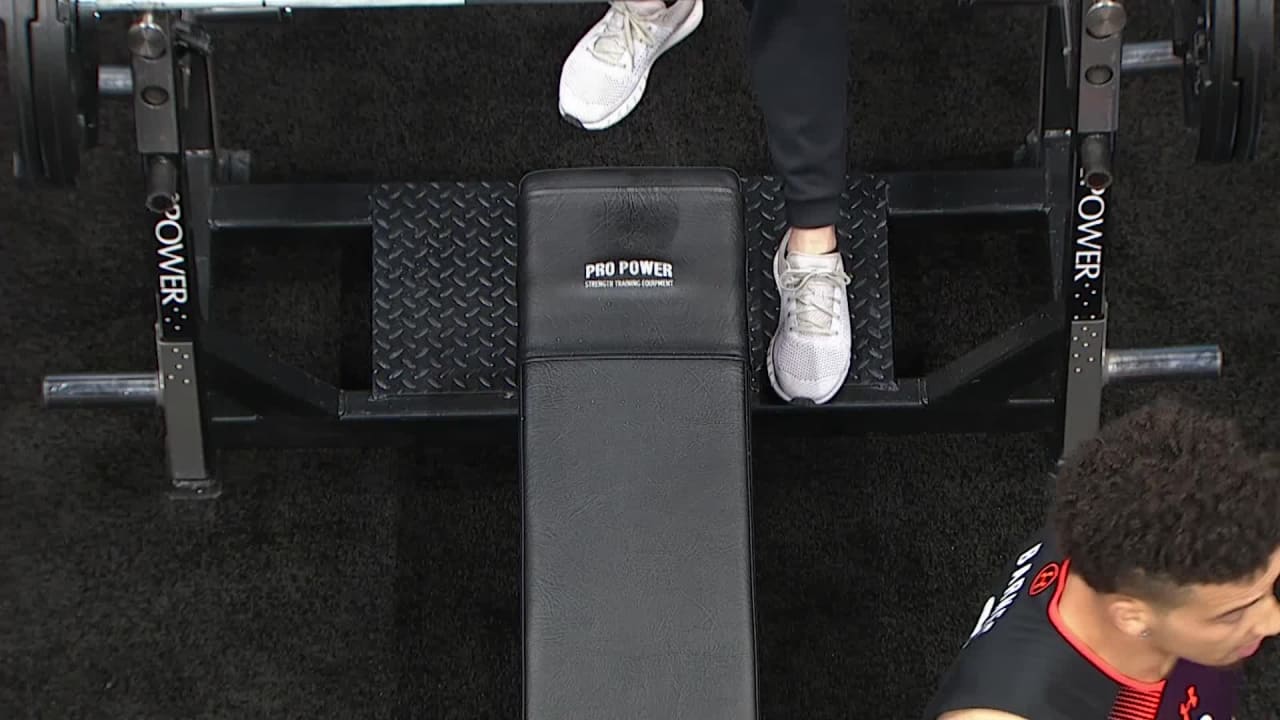 Kansas State running back Alex Barnes puts up RB-best 34 REPS on bench ...