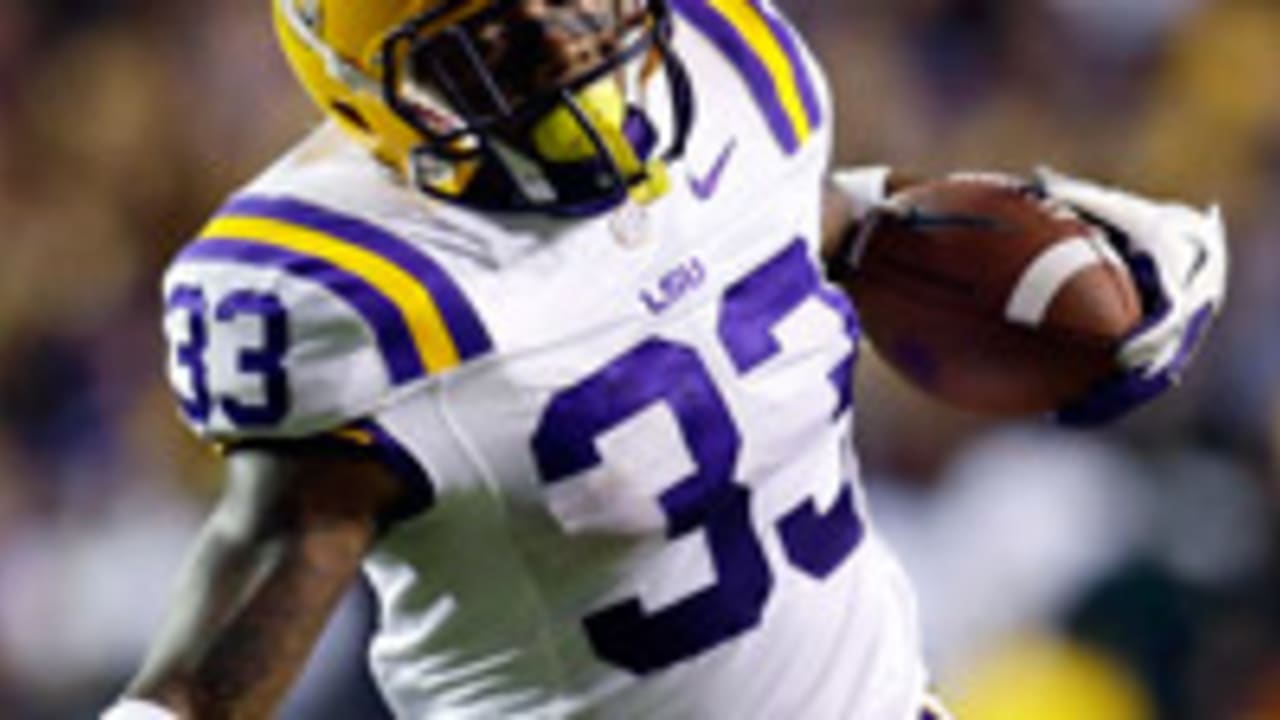 LSU RB Jeremy Hill comes off suspension for season debut