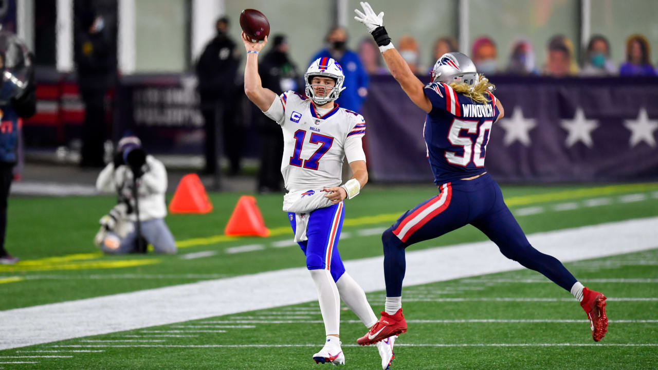 Buffalo Bills quarterback Josh Allen looks like Brett Favre on cross ...