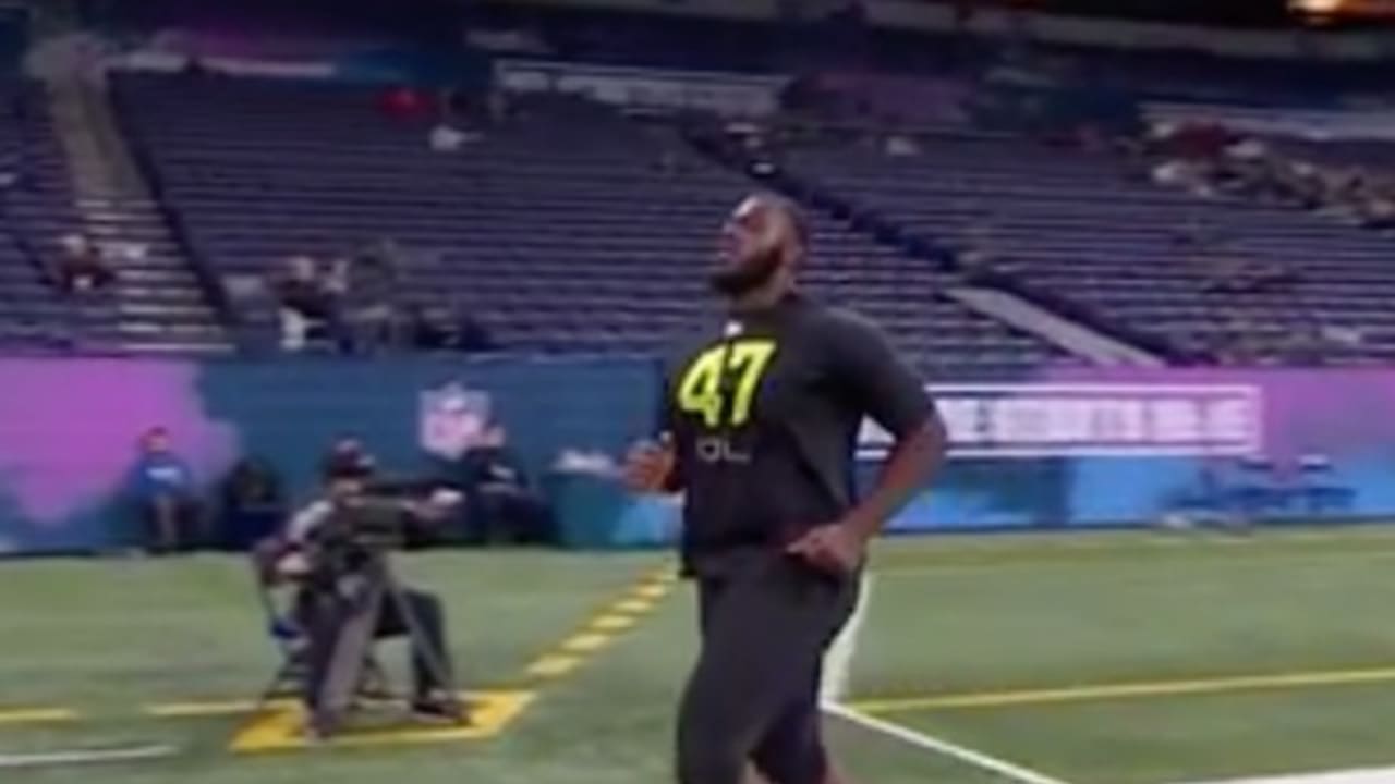 Andrew Thomas runs official 5.22 second 40-yard dash