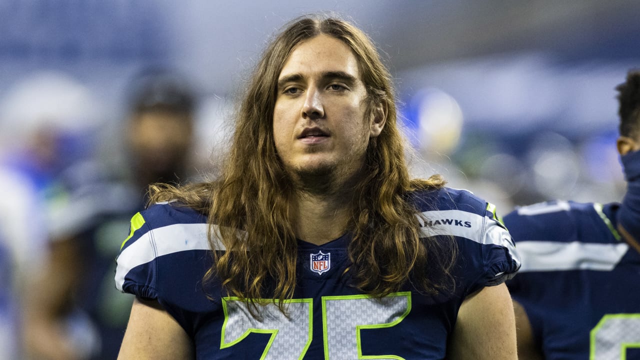 Three charges filed against Chad Wheeler; OT waived by Seahawks