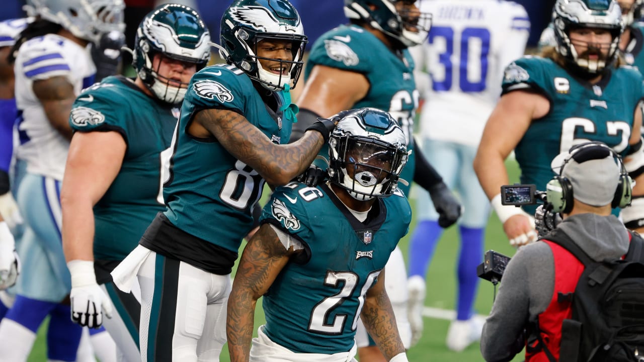 Philadelphia Eagles running back Miles Sanders scoots in for touchdown ...