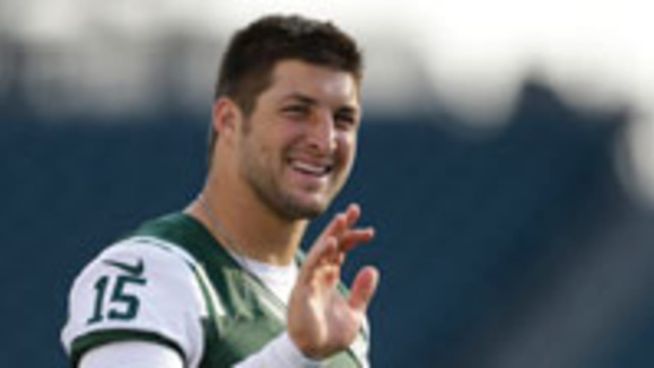 Tim Tebow can't hold back following Florida's upset over LSU